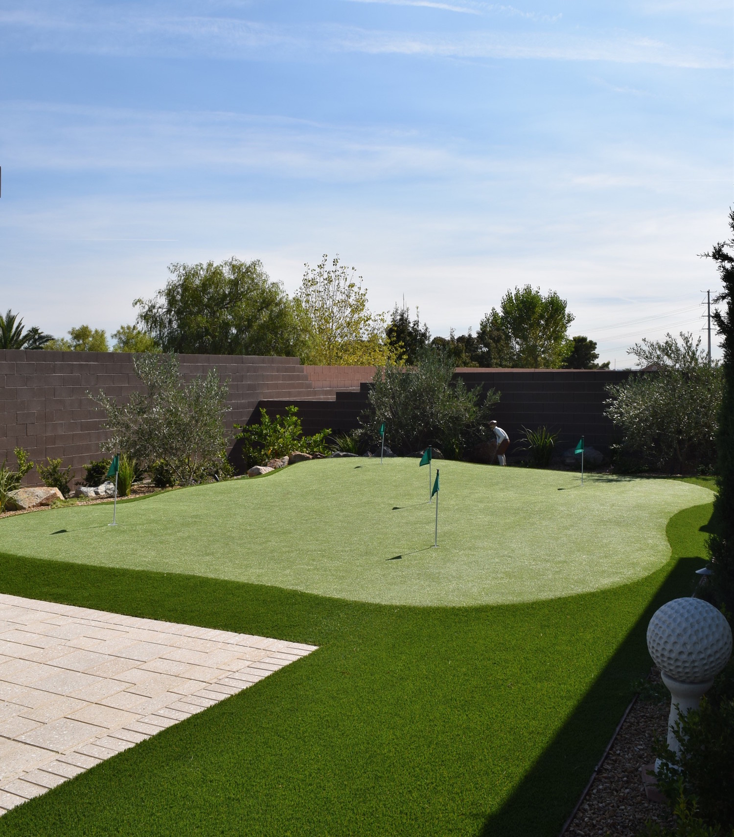 MAC Landscaping - Luxury Landscape Design & Putting Greens